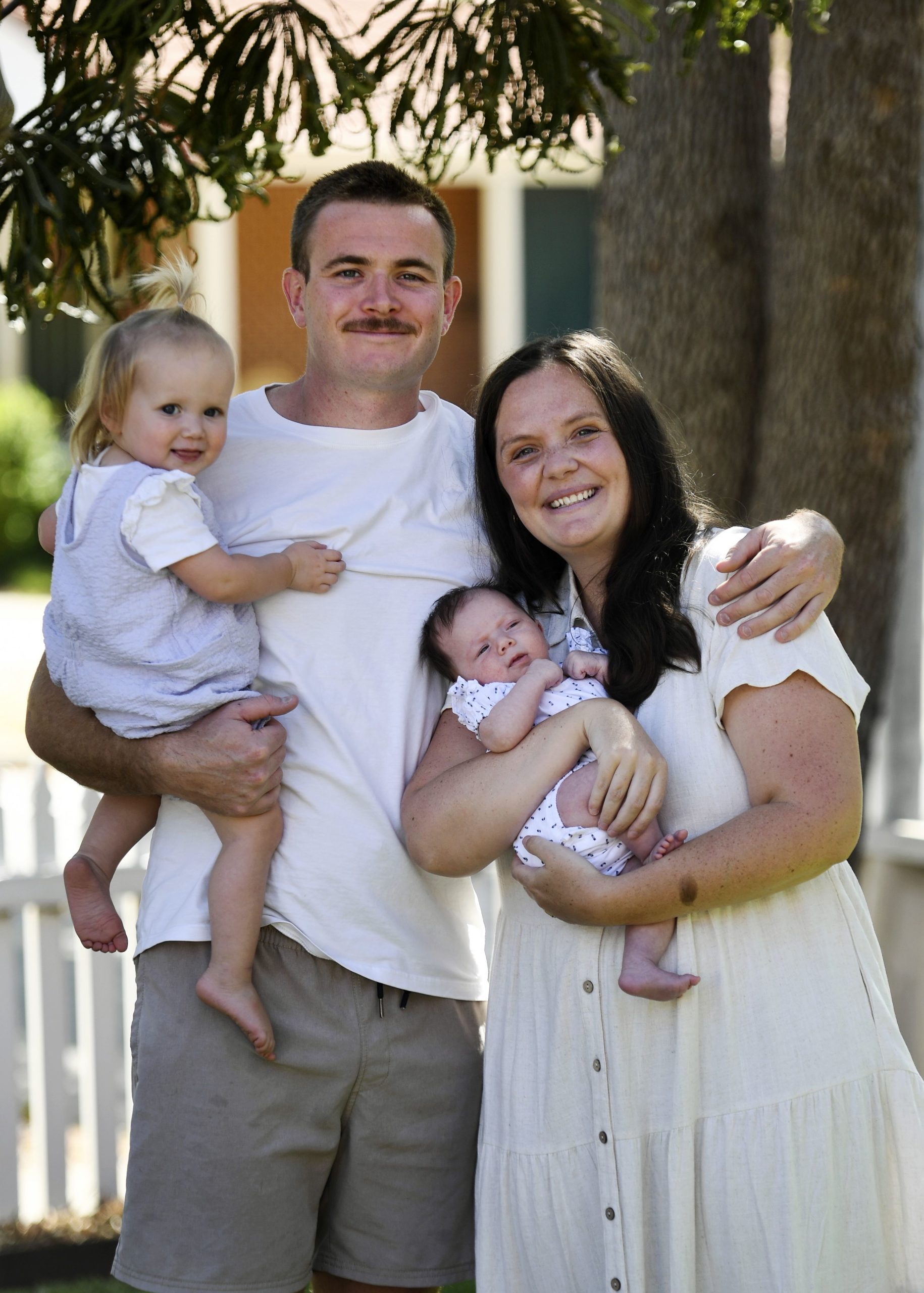 Paramedic dad helps deliver own baby at home after whirlwind labour ...